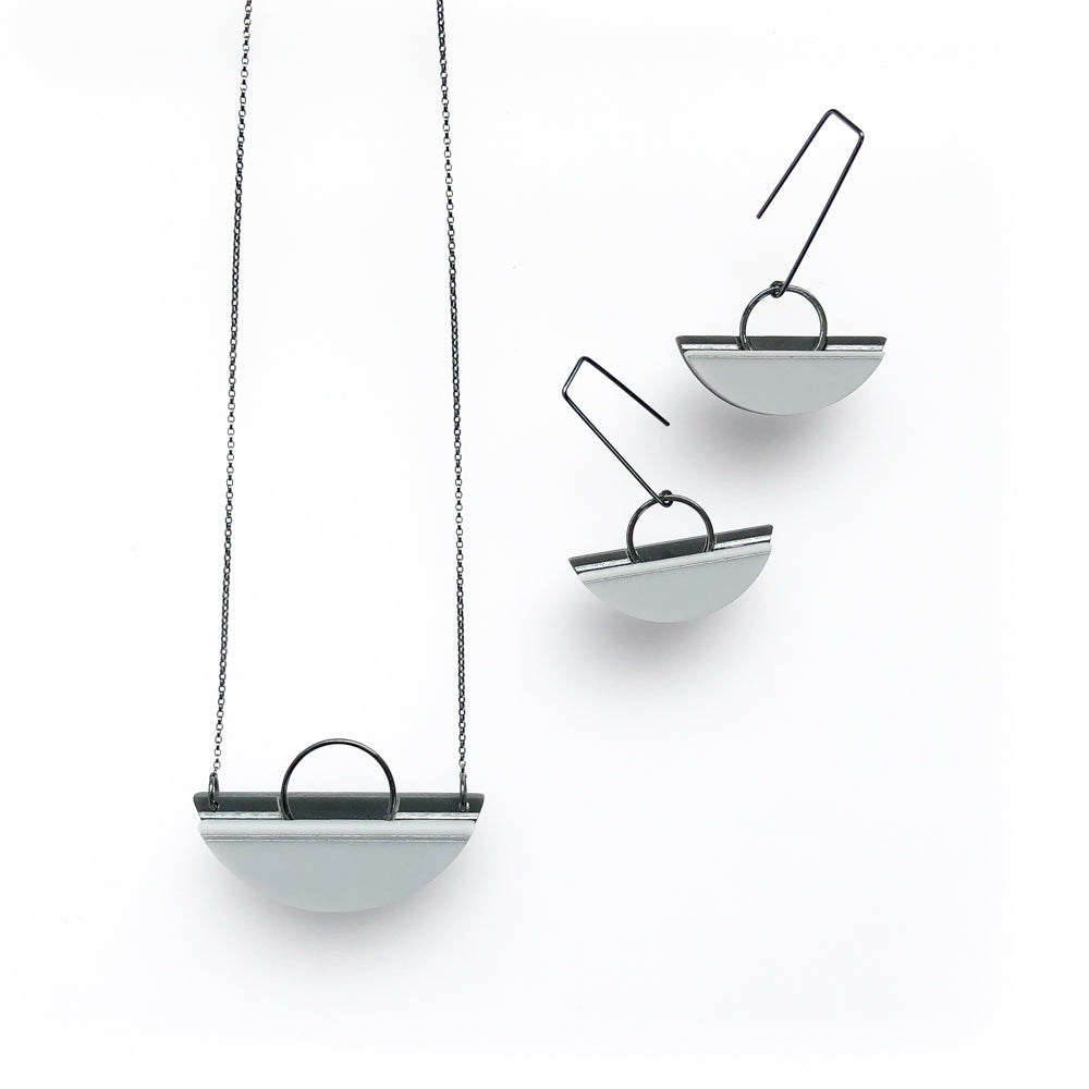 Pippa Necklace – Bird of Virtue